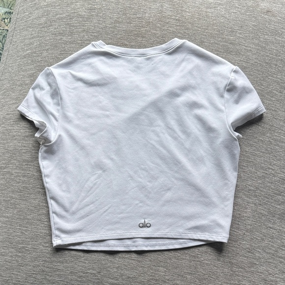 ALO Yoga | Tops | Alo Yoga White Short Sleeve Tee | Poshmark